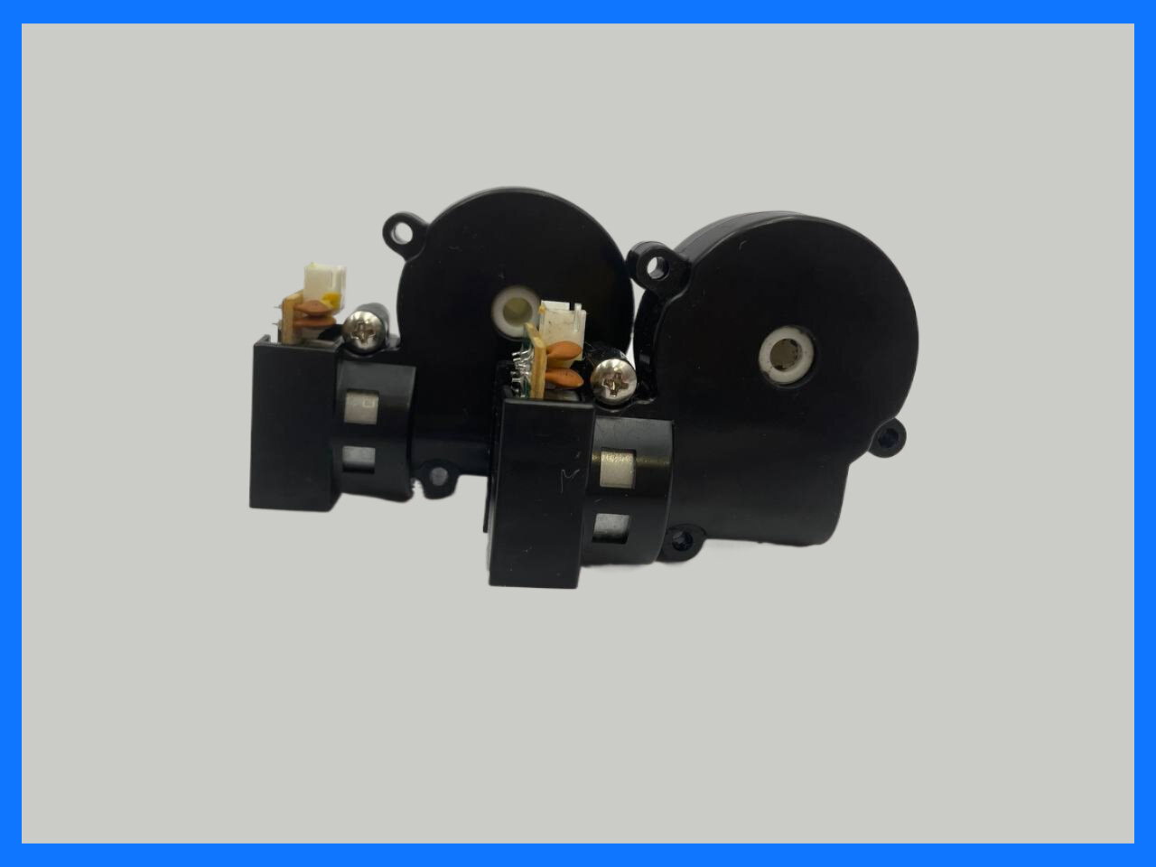 Комплект моторов для щеток Philips FC 8774 черный, Мотор-холдер, Комплект двигателей