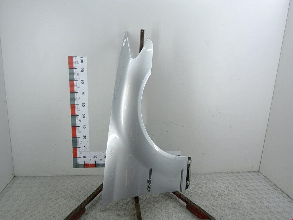 Крыло переднее правое Mercedes CL-Class (W216) A2168800218 арт. 2171975