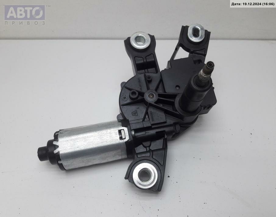 Двигатель стеклоочистителя заднего (моторчик дворников) Volkswagen Passat B6