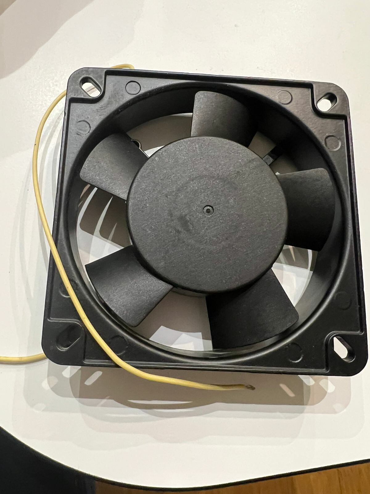 Вентилятор RUICHI RQA11025HSL 110V AC 50/60Hz 0.21A 110X25 2pin