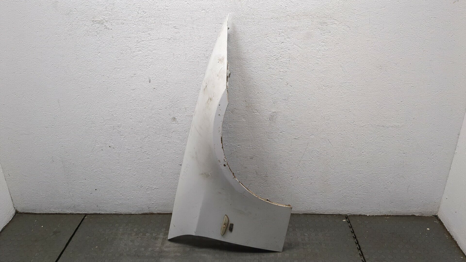 Крыло правое переднее BMW 3 E90, E91, E92, E93 Б/У