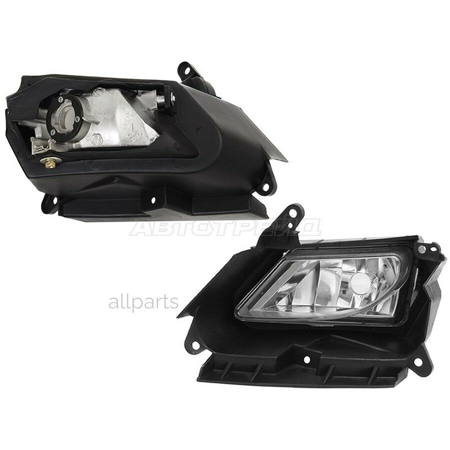 SAT ST-216-2029L-UE Фара противотуманная (Слева) Mazda 3 08-11 / Axela 09-11