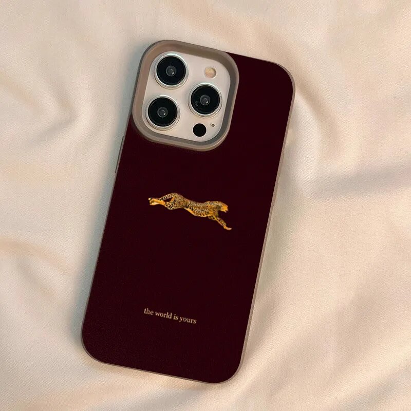 Чехол для iPhone 16 Pro, Milk coffee, с леопардом