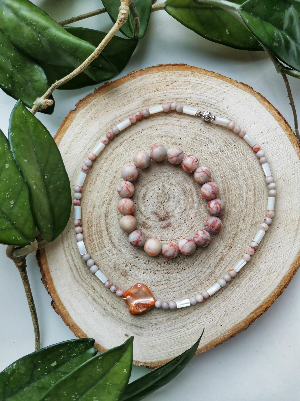 Славянский оберег, чокер, яшма, перламутр