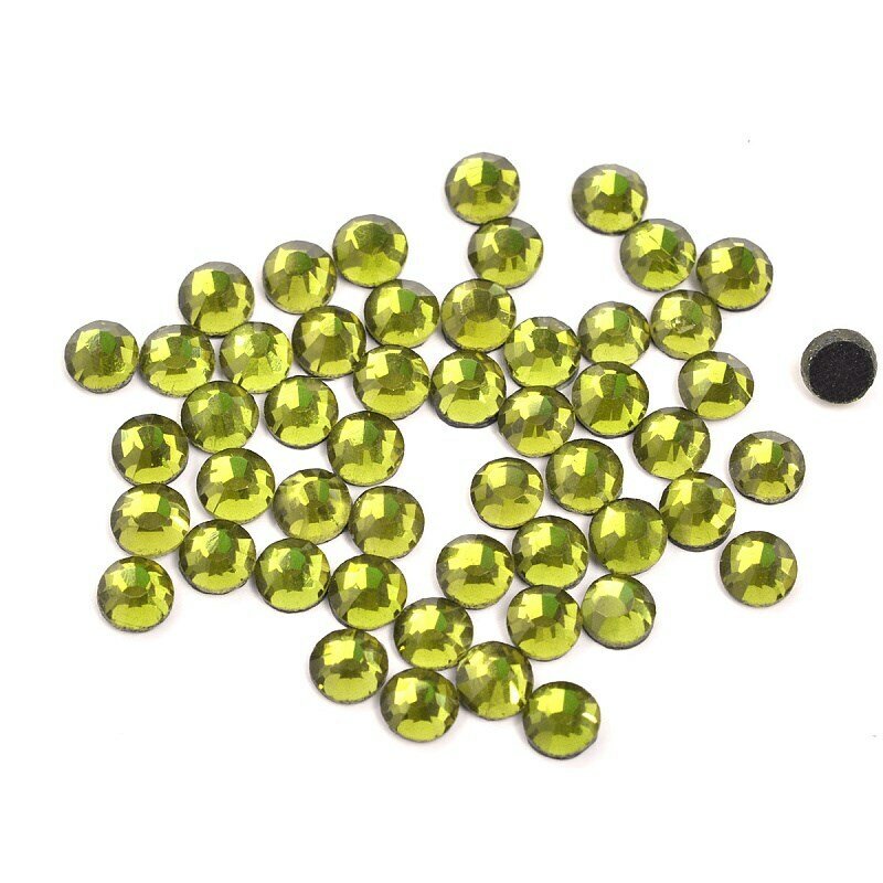 Стразы IDEAL клеевые пластиковые SS-10 (2,7-2,9 мм) цв. OLIVINE упак.1440 шт.