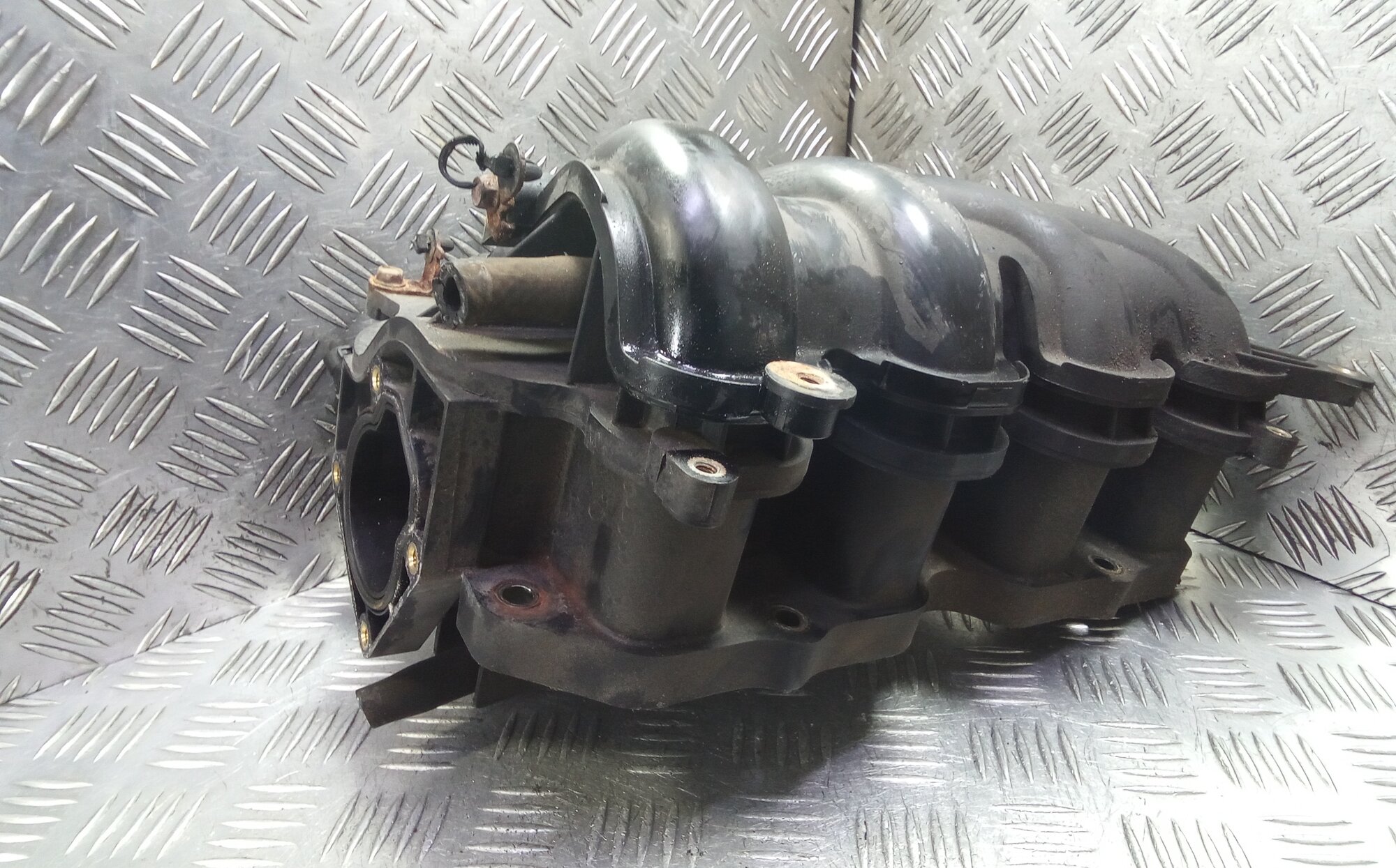 Впускной коллектор бензиновый KIA CEE'D 1, Номер 283112B000