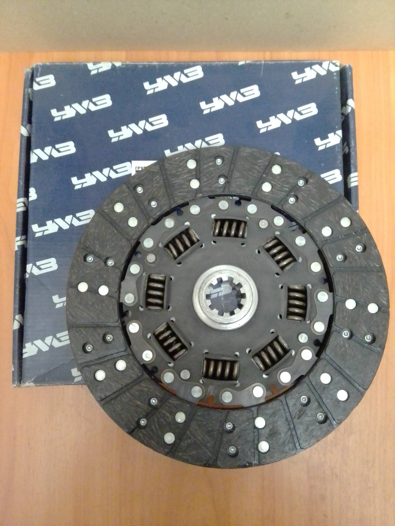 Диск сцепления ведомый 421-1601130 для а/м Газель , Газель Бизнес, Соболь с УМЗ-4215,4216; УАЗ с УМЗ-4213,4218 ( вал КПП 29 мм.). ОАО УМЗ