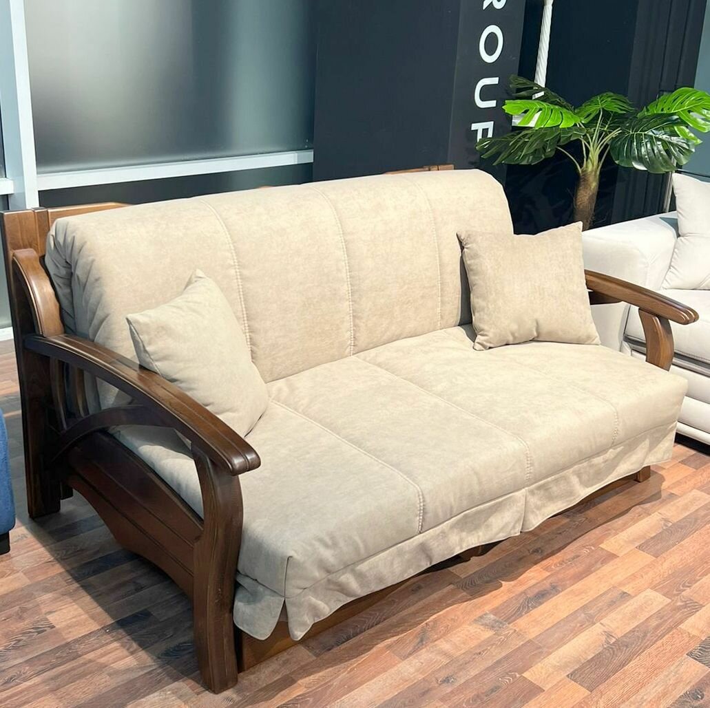 Диван-кровать в классическом стиле / массив бука + велюр