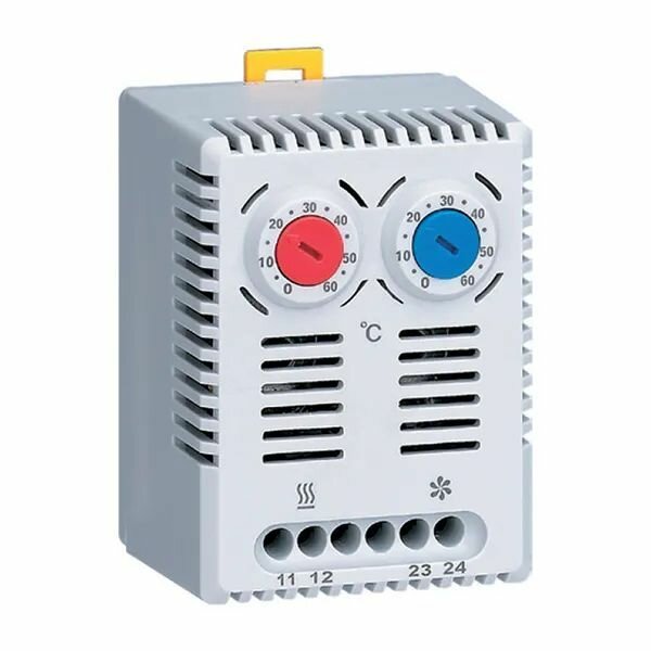 Термостат щитовой EKF PROxima NO+NC (охлаждение и обогрев) на DIN-рейку 10A 230В IP20 PROxima