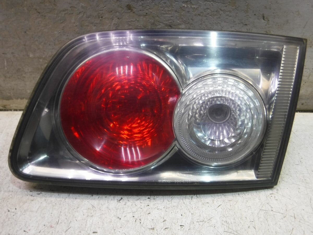 Фонарь задний внутренний правый Mazda 6 GG рестайлинг (2005—2008) GR4B513F0