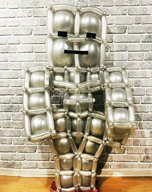 Фигура из воздушных шаров "Скелет из Майнкрафт" (Minecraft)