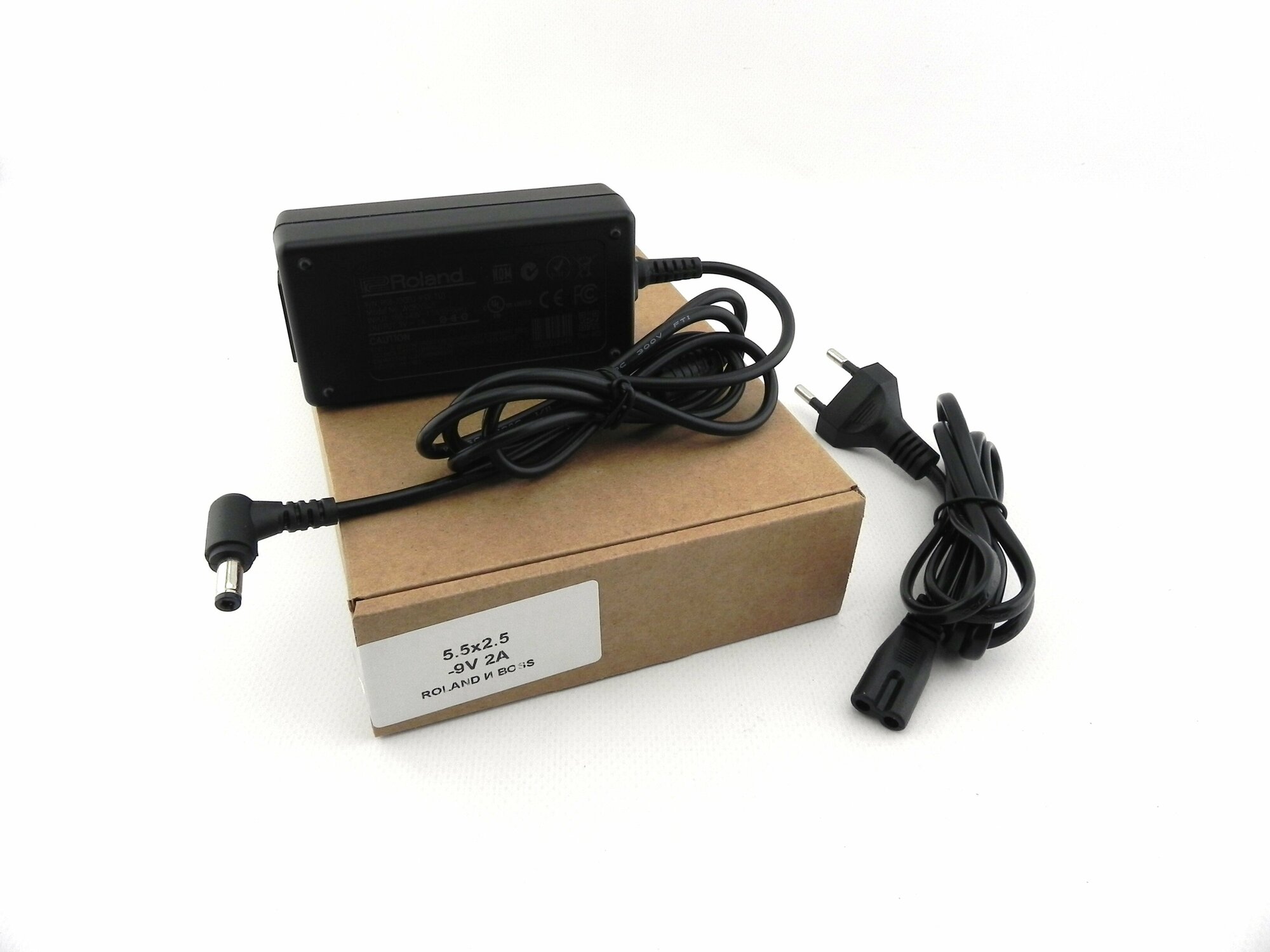 Блок питания 9V 2A 18W 5.5*2.5 внешний(+) внутри(-) для синтезаторов Roland и BOSS (2PIN)