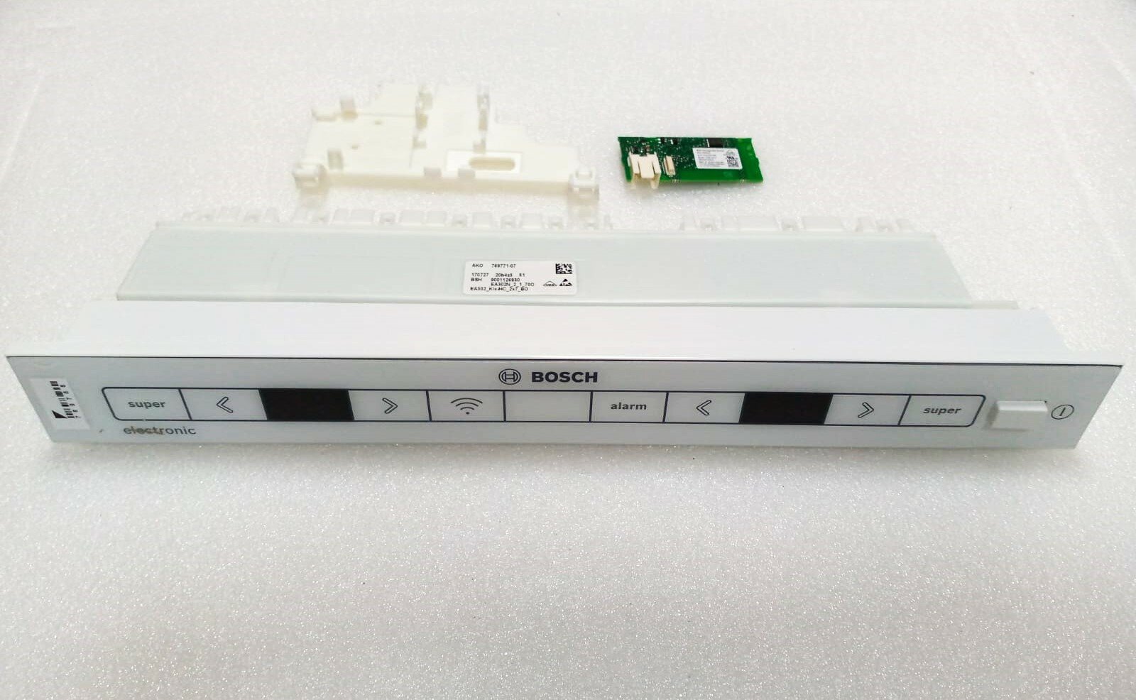 Модуль управления встраиваемого холодильника Bosch, 11031819