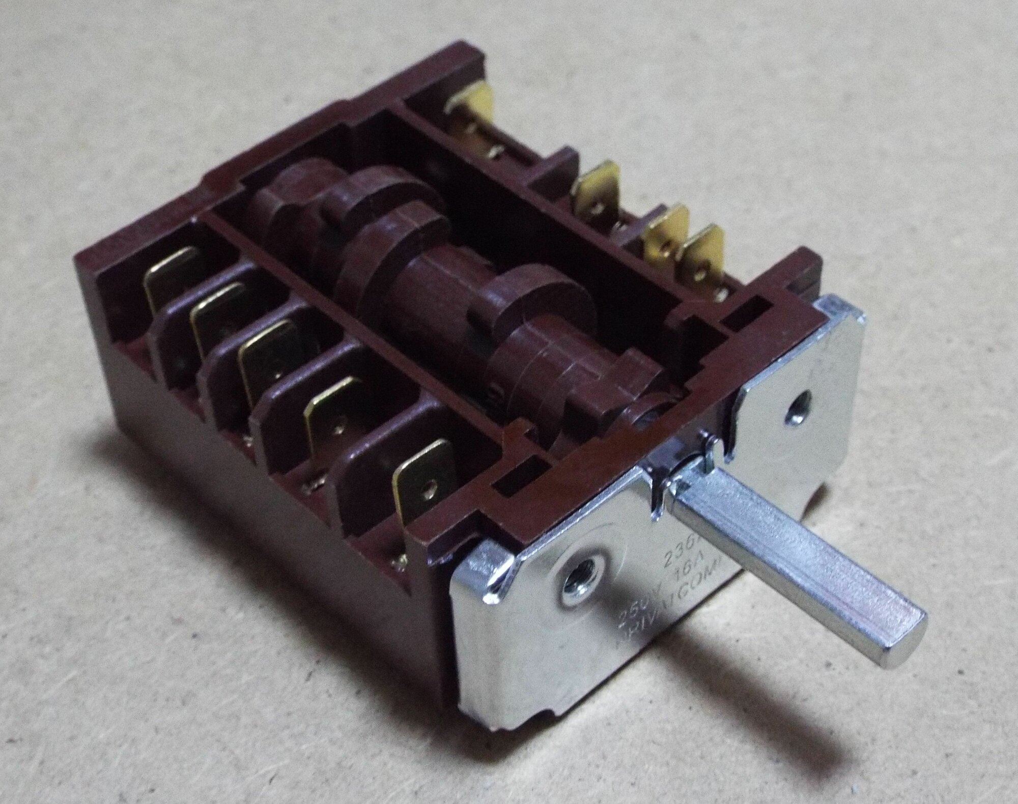 Переключатель 6 позиционный лысьва ПМЭ27-23623-УХЛ4 взаимозаменяемый