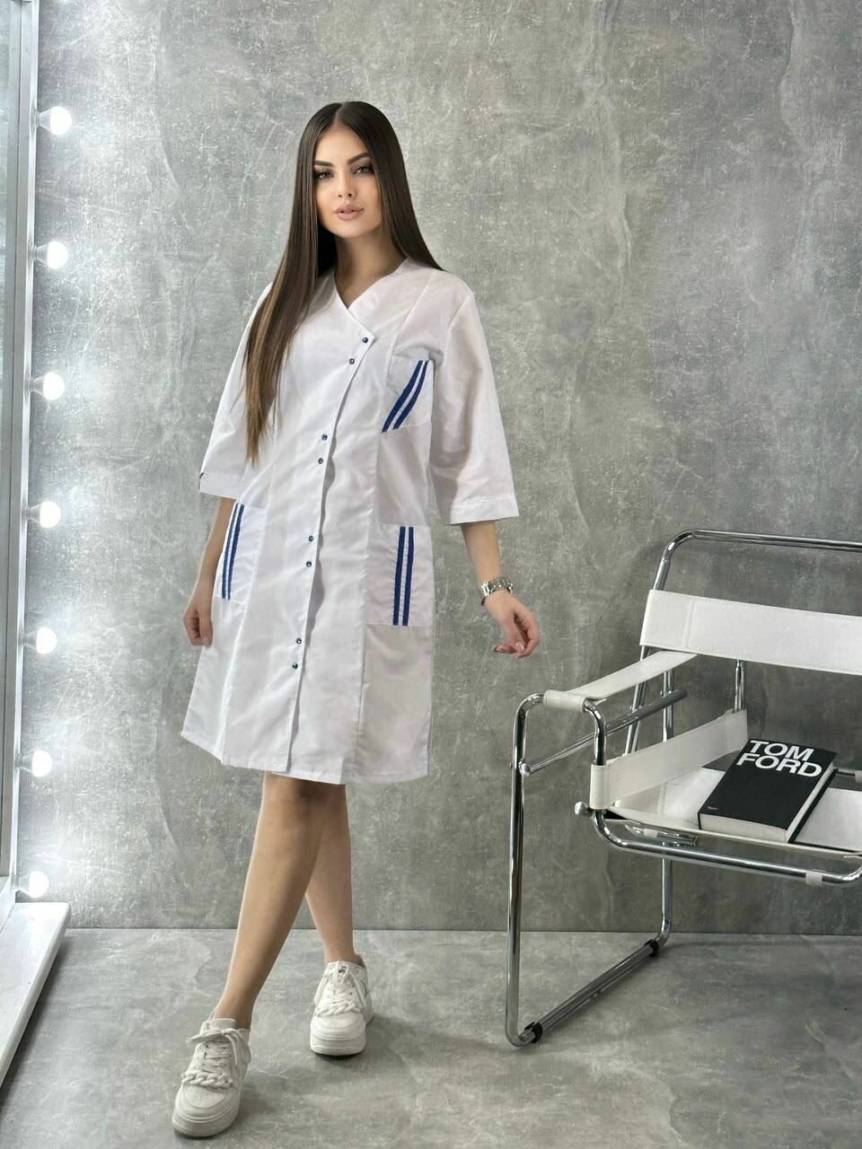 Халат медицинский SPECMED-ODEGDA "Спорт", тиси, белый с синим