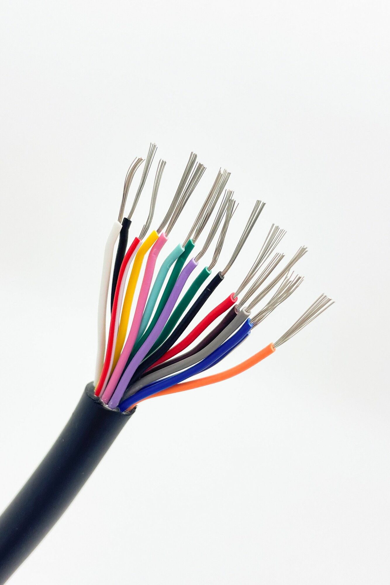 5 метров кабель сигнальной проводки AVVR 16х0.2мм2, черный, Cu, ПВХ, круглый,