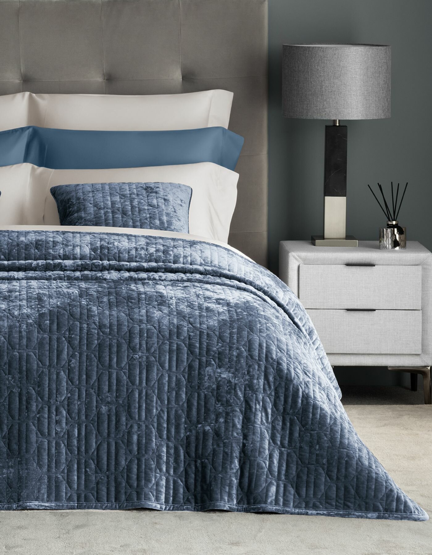 Togas Покрывало 250х260 "Арнас" бархат, серо-синий