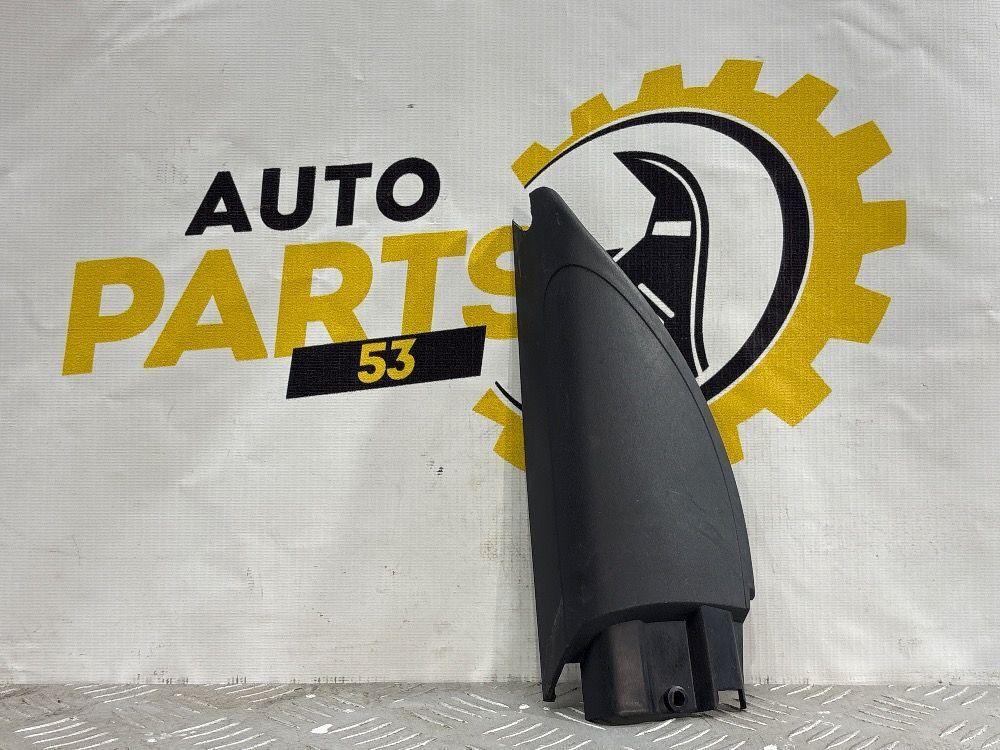 Накладка зеркала Polo 5 6RU837973 Б/У с пробегом