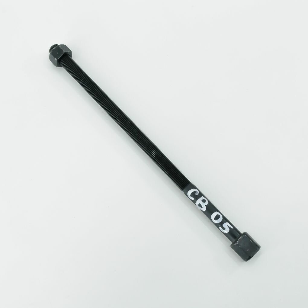 Центральный болт рессоры диаметр 12, длина 250, головка 18*20, ZEVS