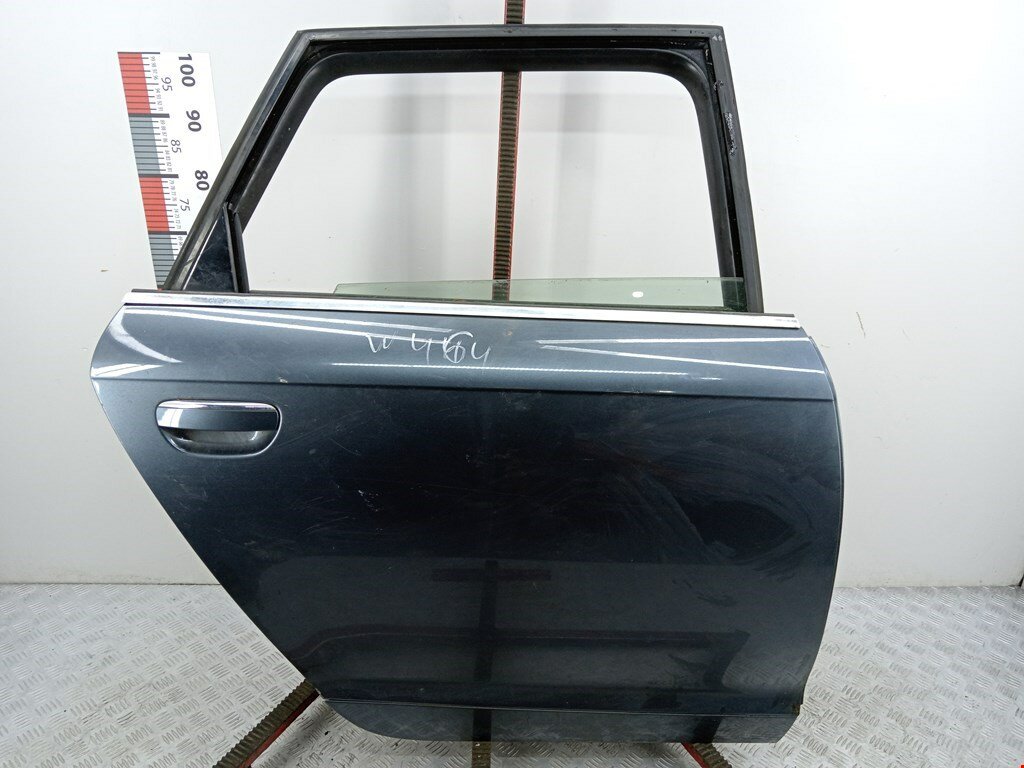 Дверь задняя правая Audi A6 C6 4F0833052G арт. 1970757