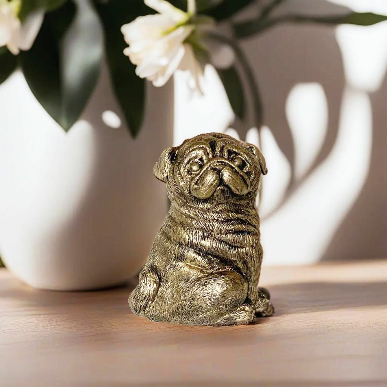 Статуэтка-фигурка Мопс // Цвет черное золото, высота 7 см, ручная работа