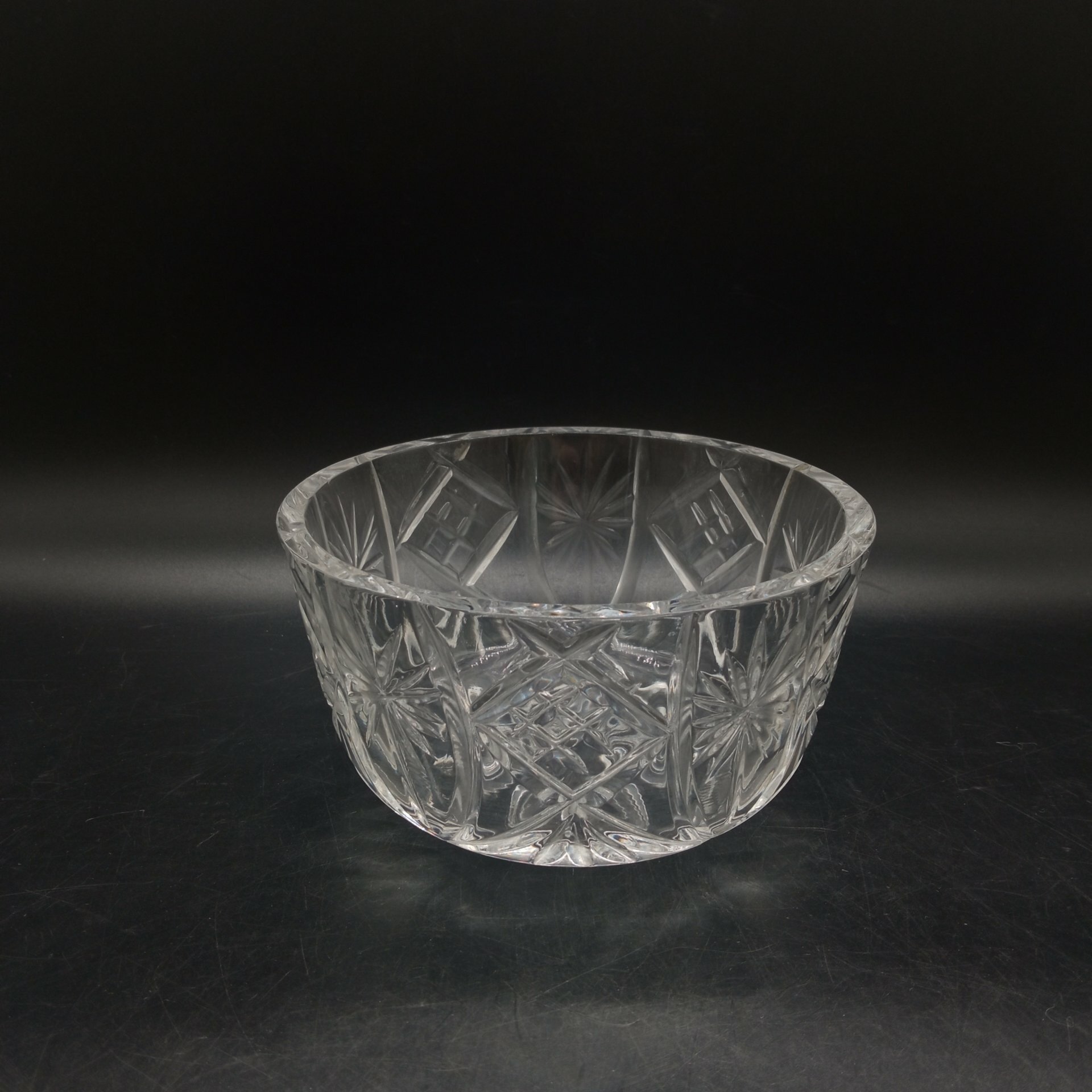 Салатник (конфетница) с рельефным декором, стекло, СССР, 1980-1990 гг.