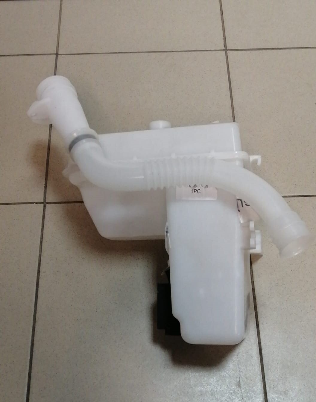 Бачок стеклоомывателя Hawtai Laville [1.5 16V 6MT внедорожник бензин] 52071300G00