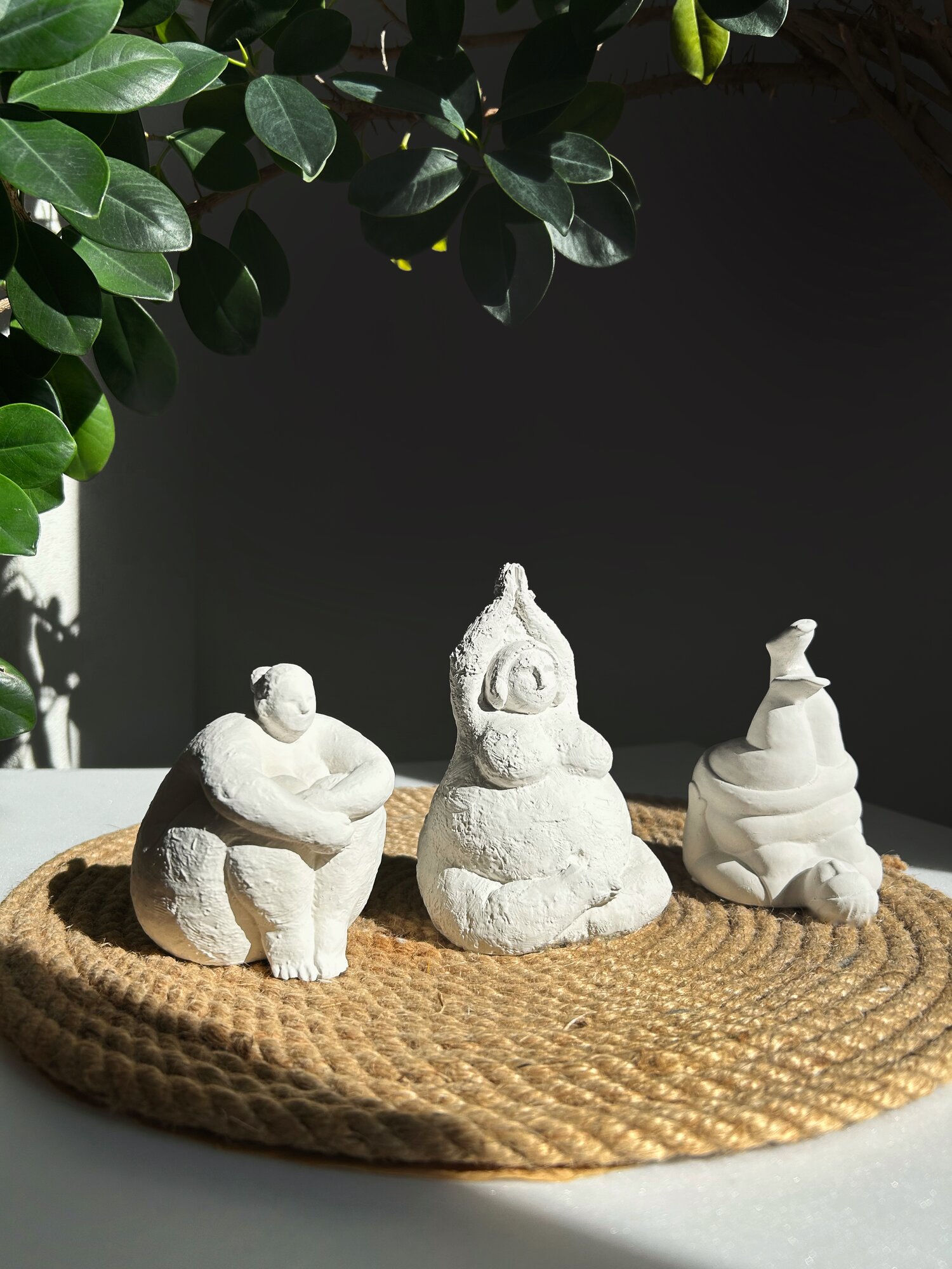 Набор статуэток, Толстушки на йоге, для декора и интерьера, 13х9 см, Homelly Joy