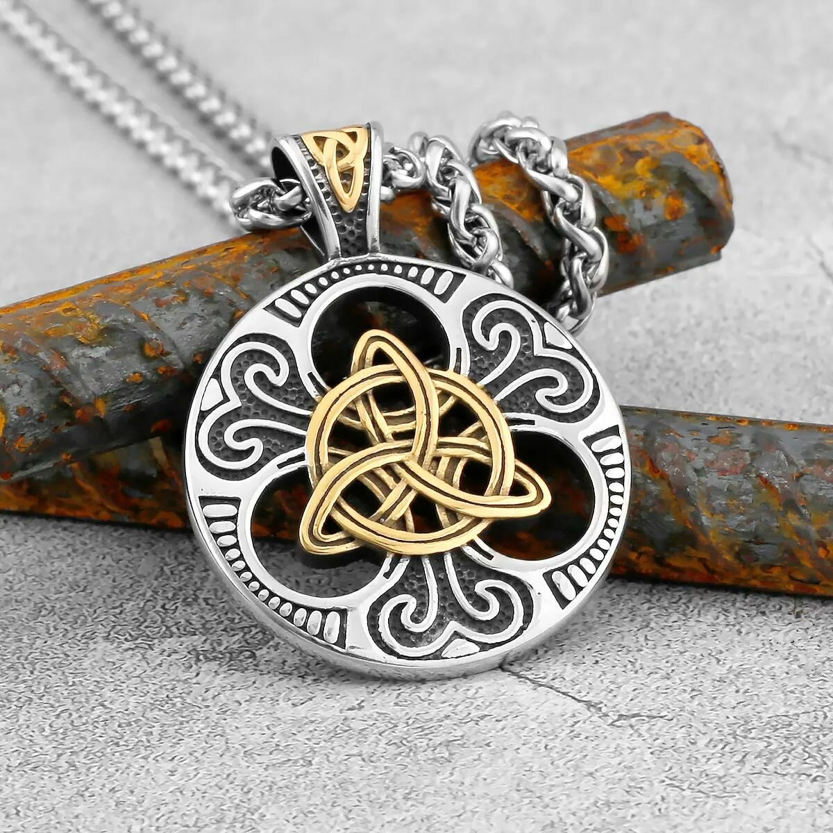 Кельтский амулет Узел Ведьмы с цепочкой (Амулет викингов)