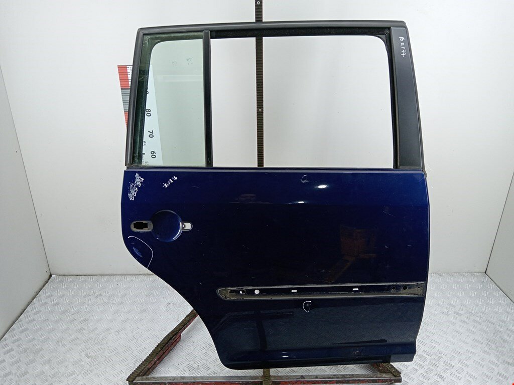 Дверь задняя правая Volkswagen Touran 1 1T0833056S арт. 2051582