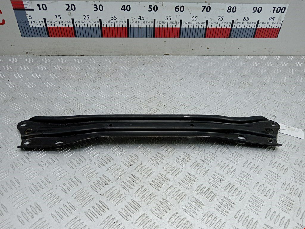Балка передняя продольная Audi A6 C6 4F0399403 арт. 1892377