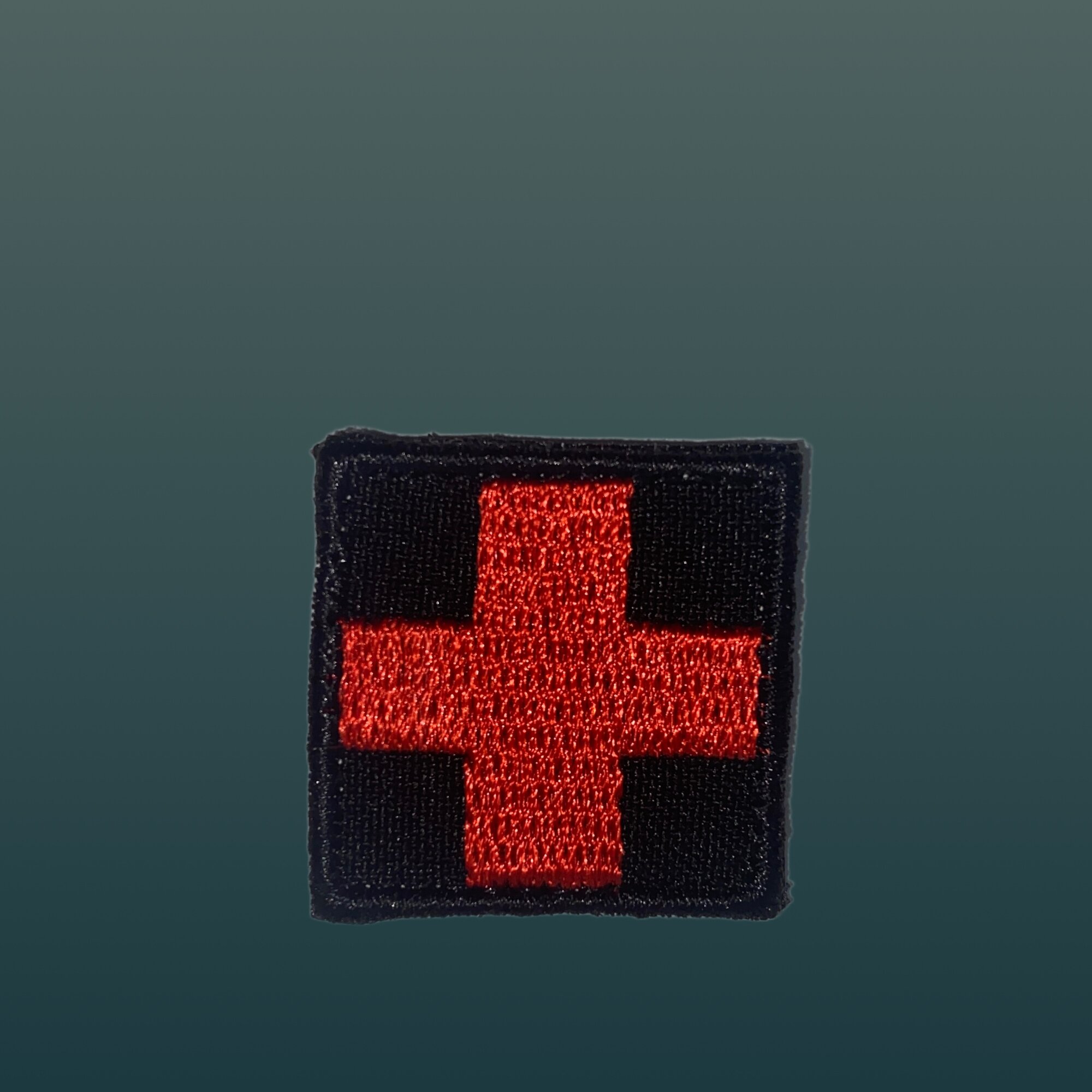Шеврон (нашивка) "Красный крест" на липучке, Габардин, 2,5х2,5 см