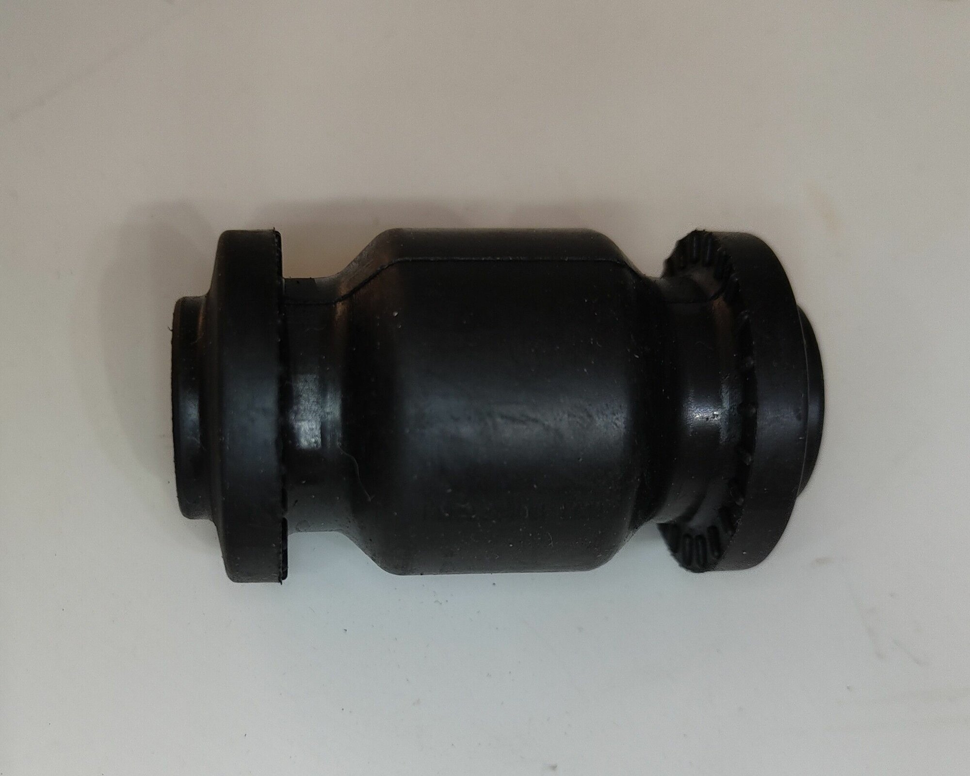 Сайлентблок рычага переднего малый LYNXAUTO Chery Tiggo [2.4 16V 5MT внедорожник 4X2]