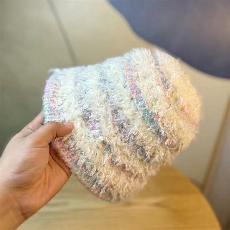 Шапка для женщин