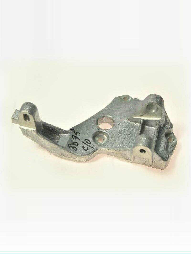 Кронштейн генератора ВАЗ 2110, 2111, 2112, с ГУР, 21100-1041034-20