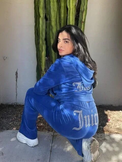 Комплект одежды