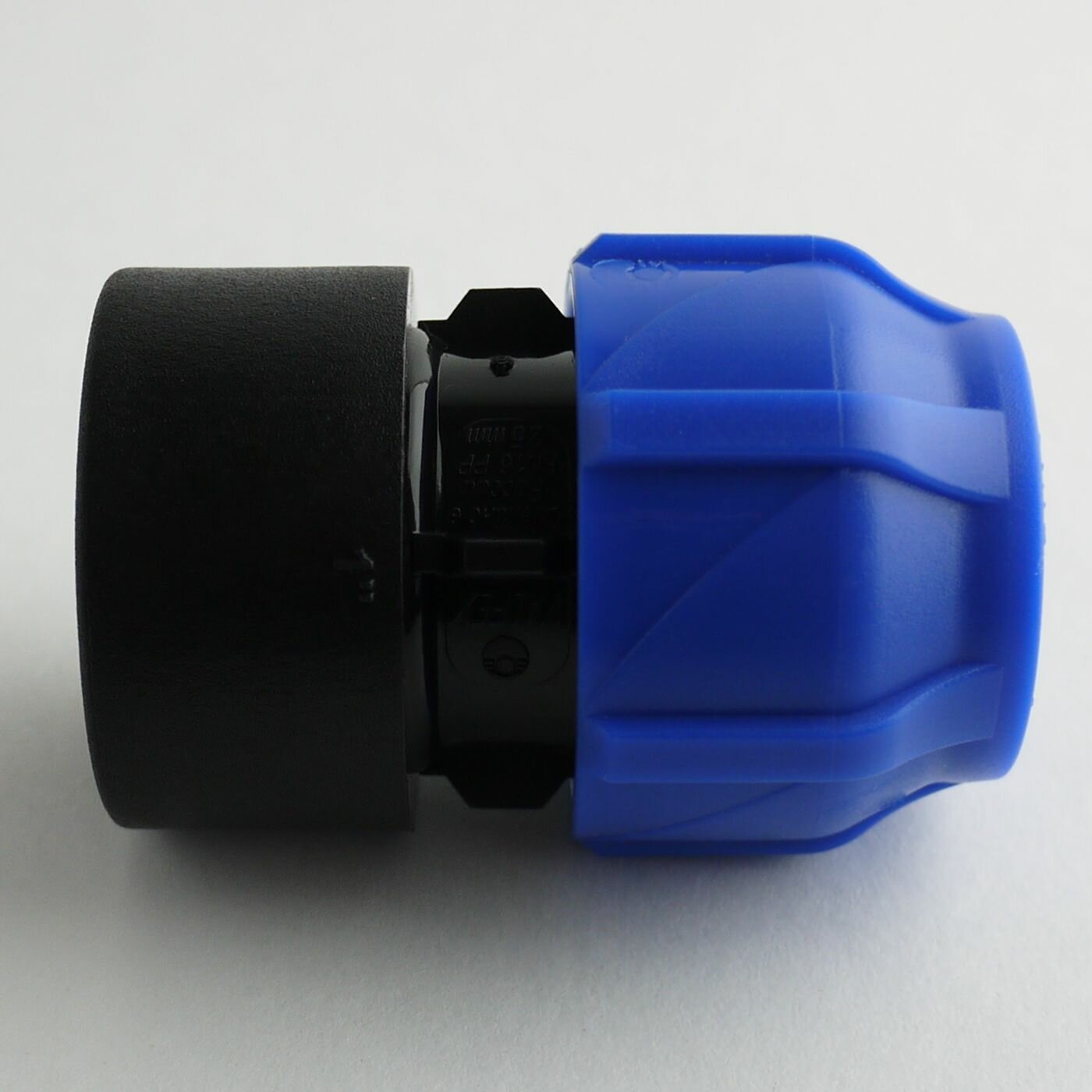 Муфта ПНД переходная 25 - 1" цанга / внутренняя резьба PN16