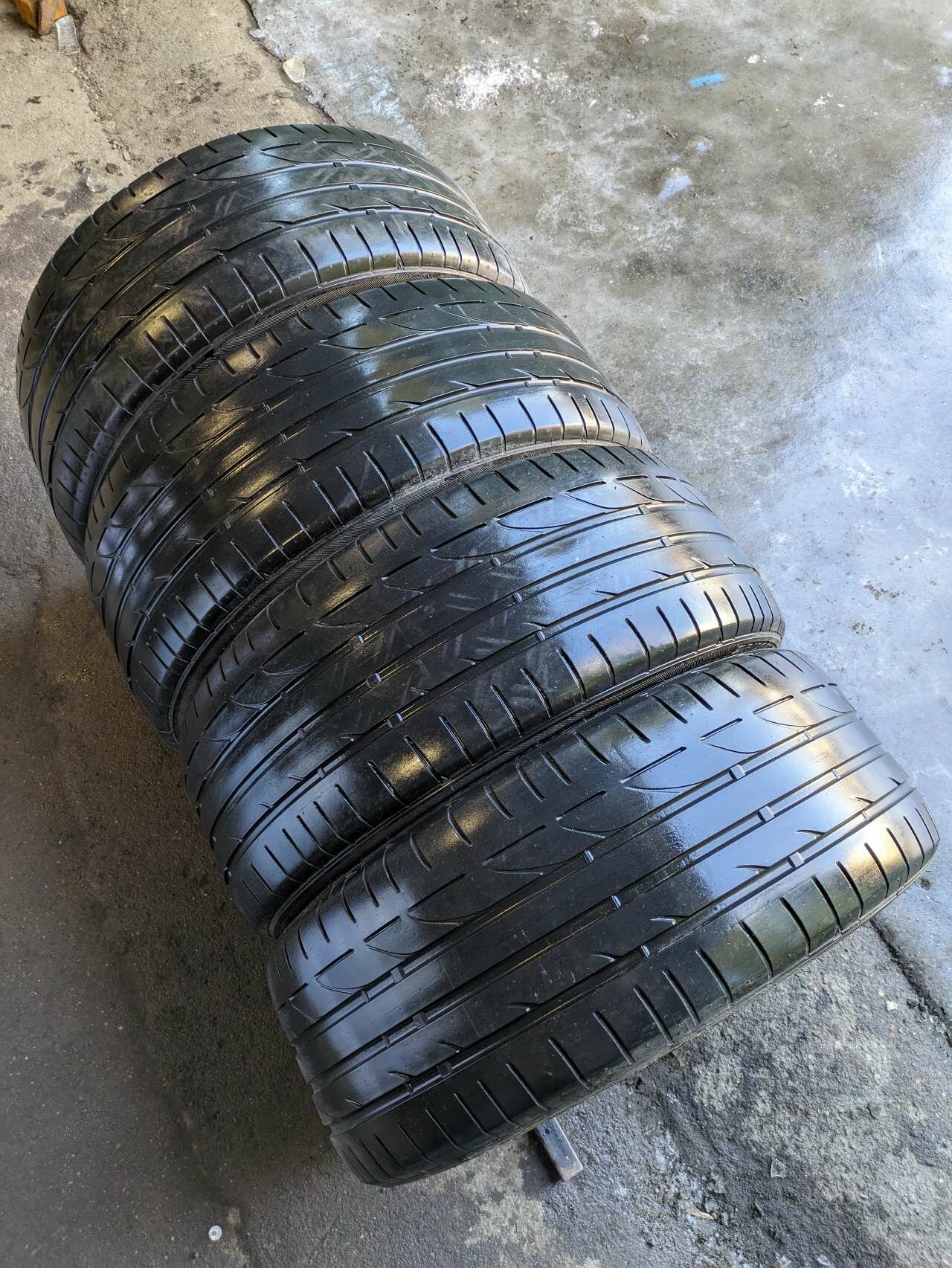 225/40 R18 92Y Bridgestone Potenza S001 остаток:5 мм год: арт:d4404f24
