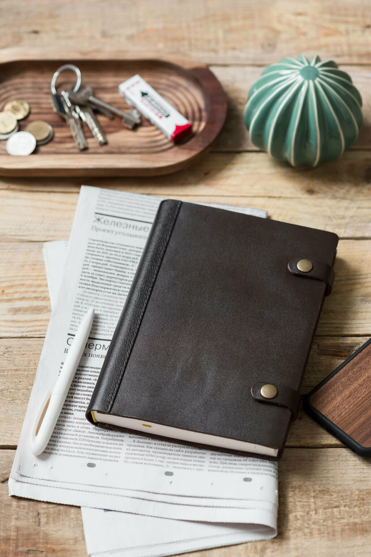 Блокнот-ежедневник MONOMOUNT, кожаный переплет, недатированный, A5