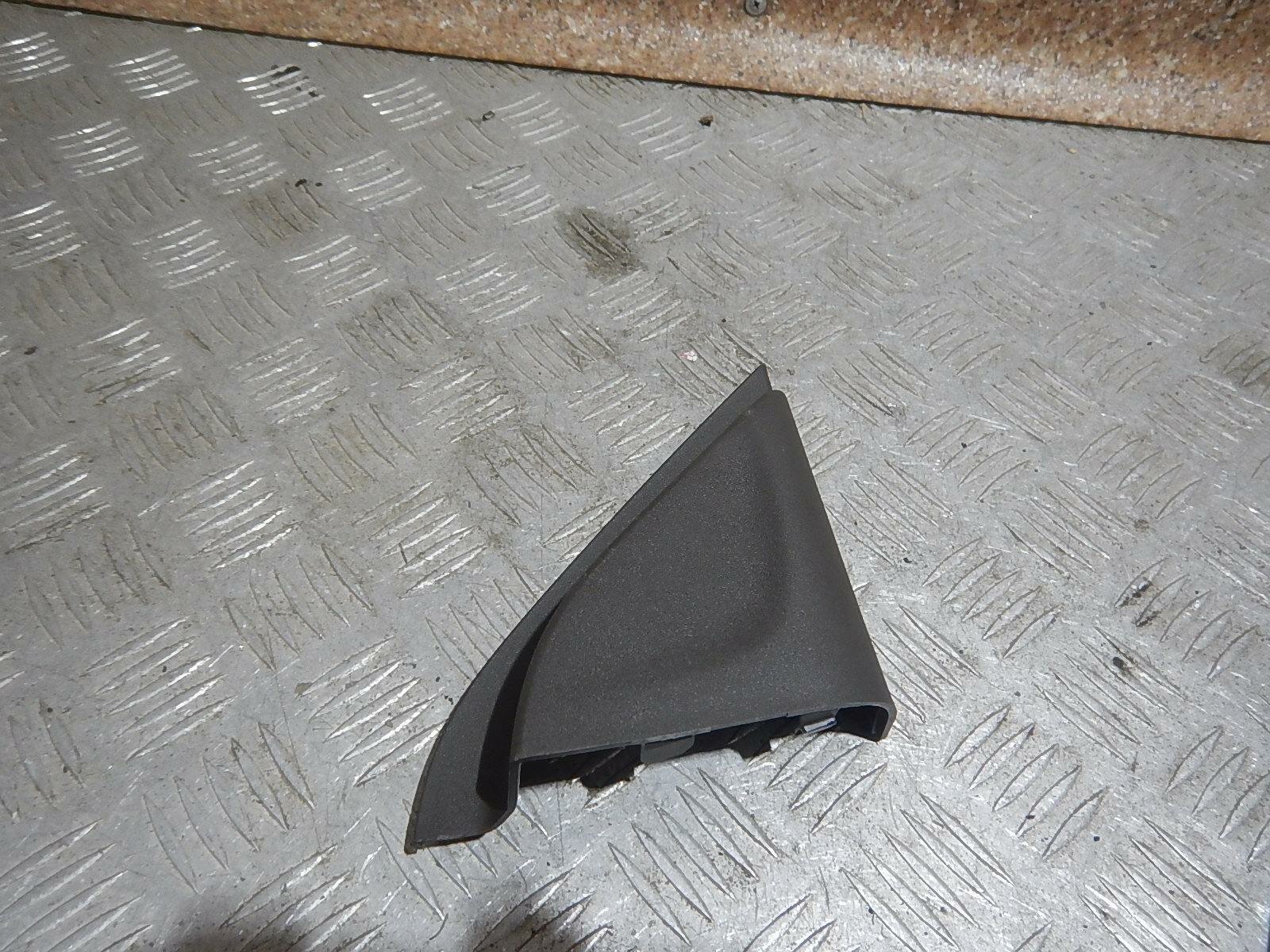 Б/У Уголок двери передней правой (внутренний), Chevrolet (Шевроле)-COBALT (11-) CHEVROLET COBALT (11-) Без видимых повре...