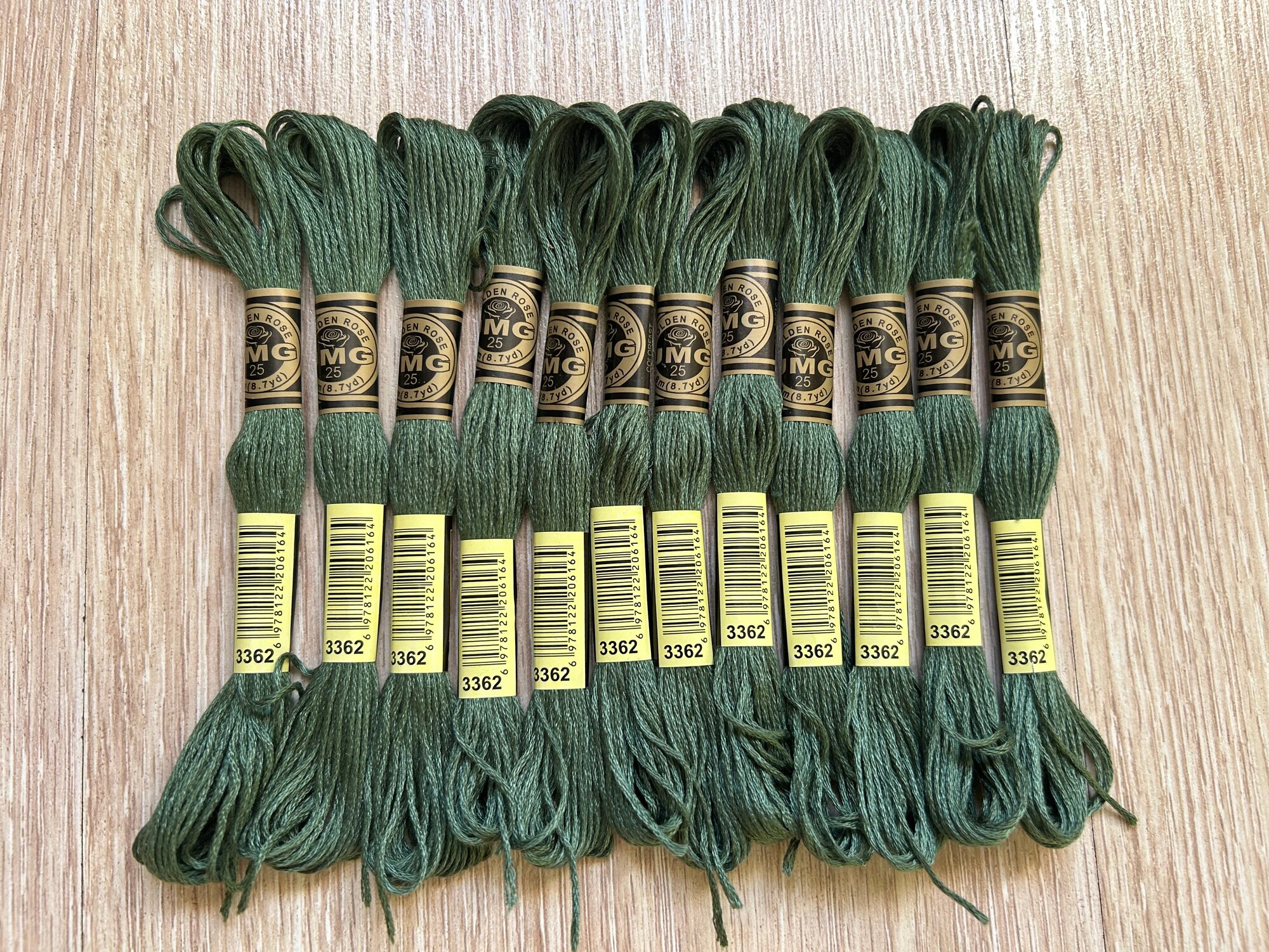 Нитки для вышивания JMC мулине (150-3866) 100% полиэфир 12 штук x 8 м