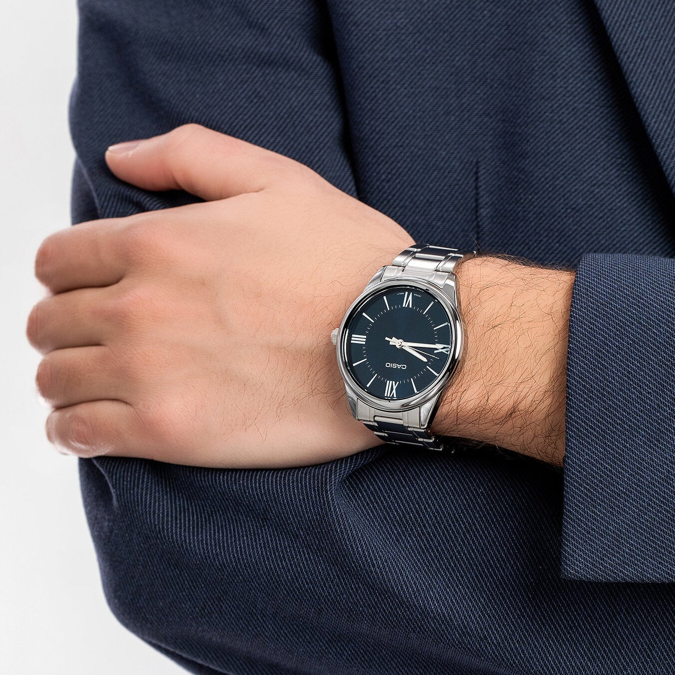 Наручные часы CASIO Collection, серебристый — фото 1