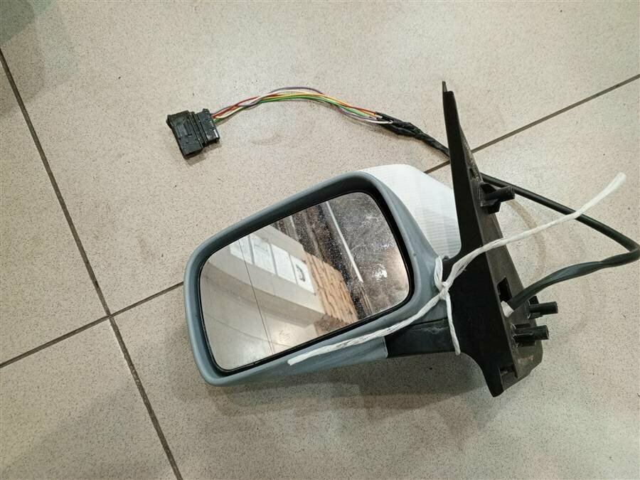 Зеркало левое от Volkswagen Polo 3 1994-2001