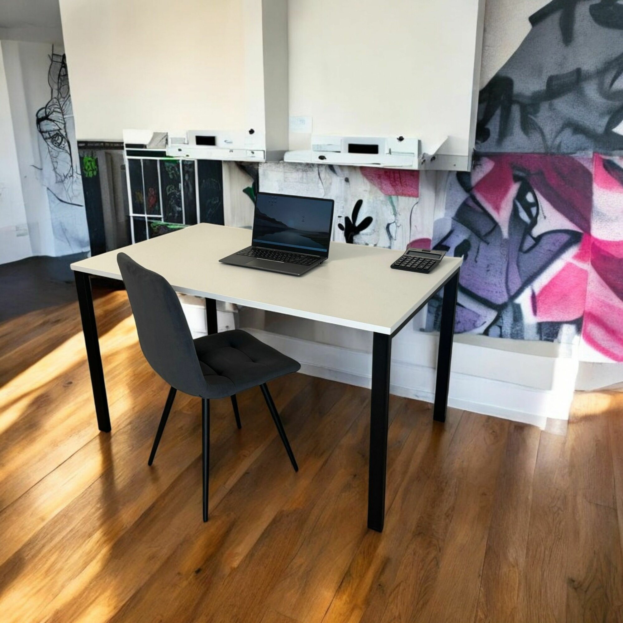 Стол компьютерный/ Практик, цвет столешницы Белый, 60*60 см. Ножки черные.