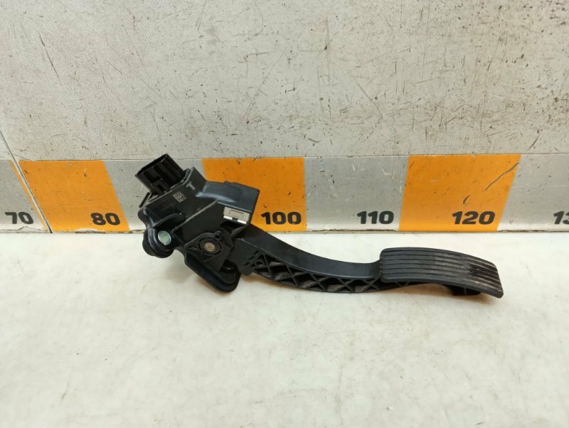 Б/У Педаль газа Mitsubishi Outlander 2012 GF7W 445682 MITSUBISHI арт. 1600A116