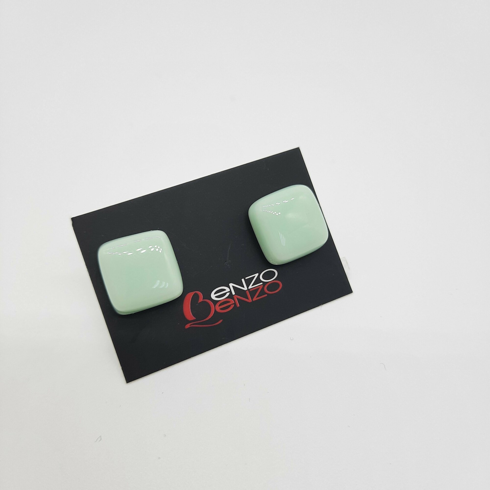 Серьги пусеты