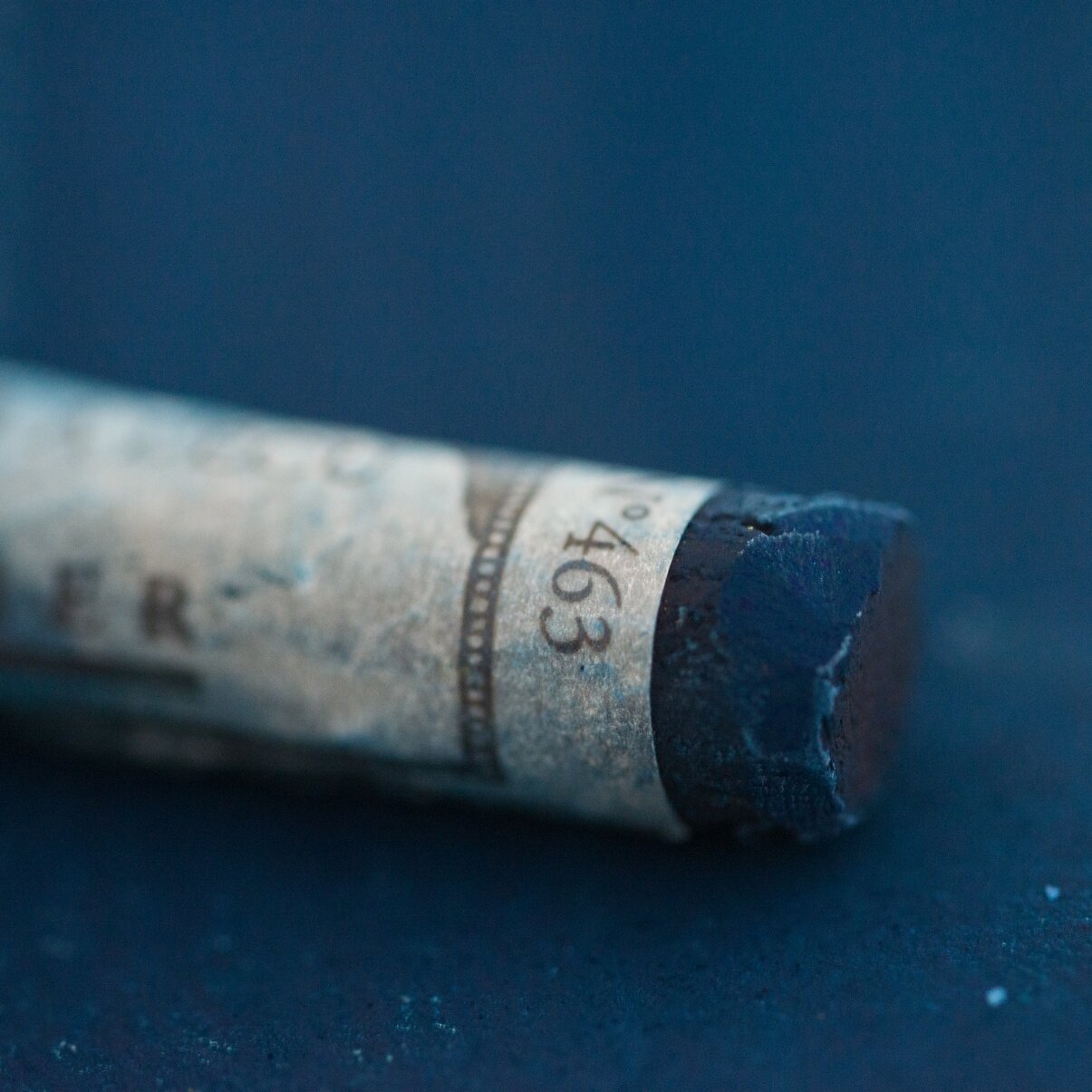 Sennelier Художественная пастель A' L'ECU , диаметр 10 мм, длина 64 мм, 1 шт, синий насыщенный