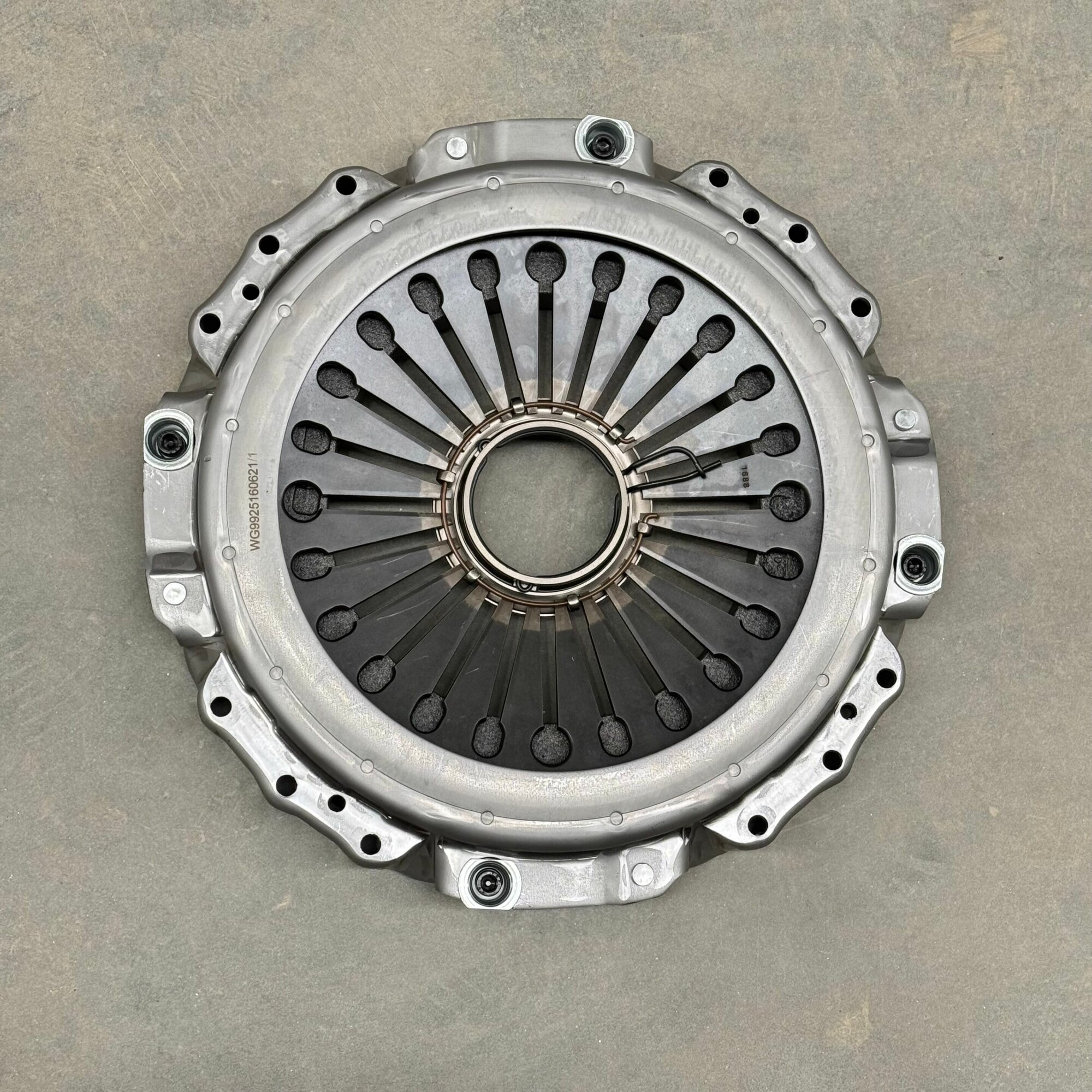 Корзина сцепления 430 мм (ZF SACHS) Sitrak C7H [12.4 24V 16 MT грузовой 6X4 Turbo дизель ] WG9925160621
