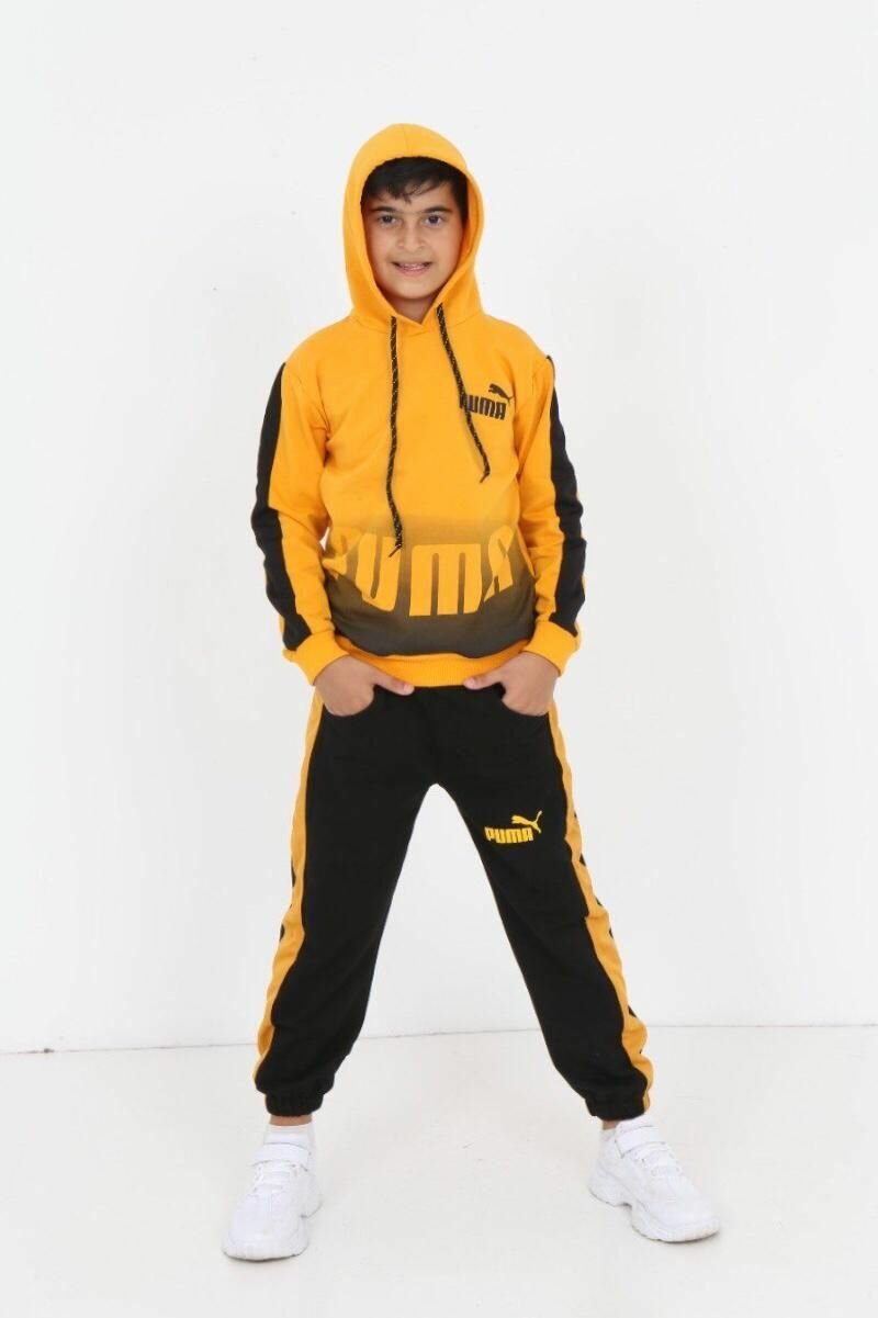 Костюм спортивный