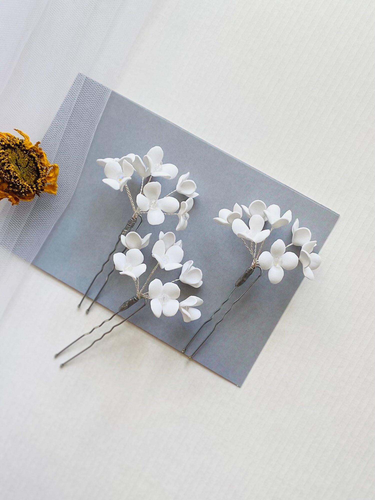 Комплект шпилек для волос «Maria», белые , посеребренная проволока , 3 шт